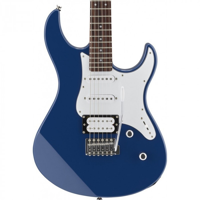 Lyric | Yamaha Pacifica 112V - United Blue